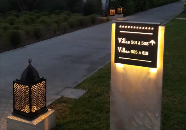 Hotel signage - Polymobyl.com